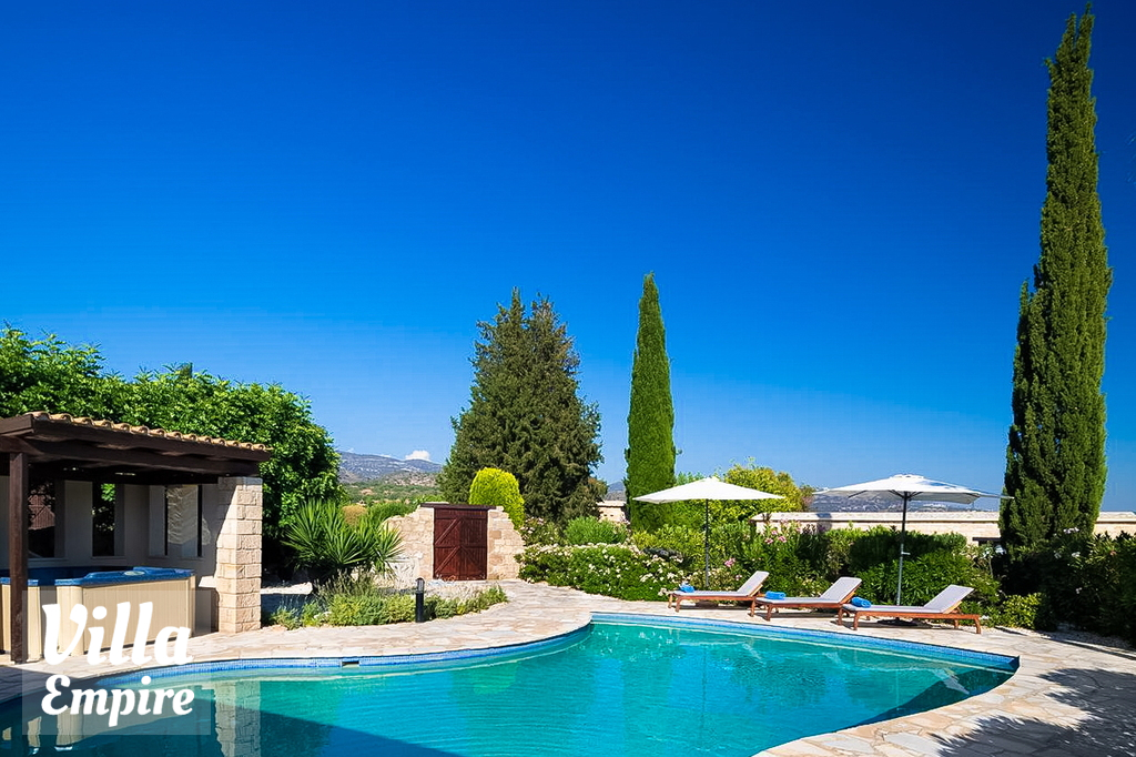 Luxury villa for rent in Peyia (Cyprus Villas Update 2026) — Holiday ...