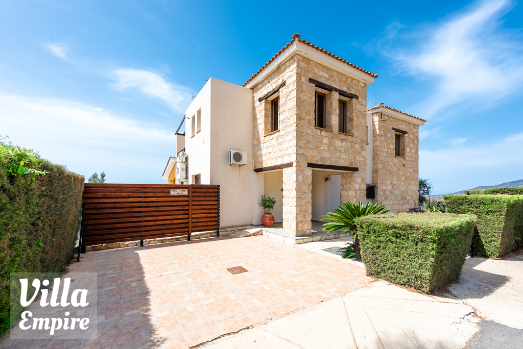 Luxury villa for rent in Argaka (Cyprus Villas Update 2025) — Villa ...